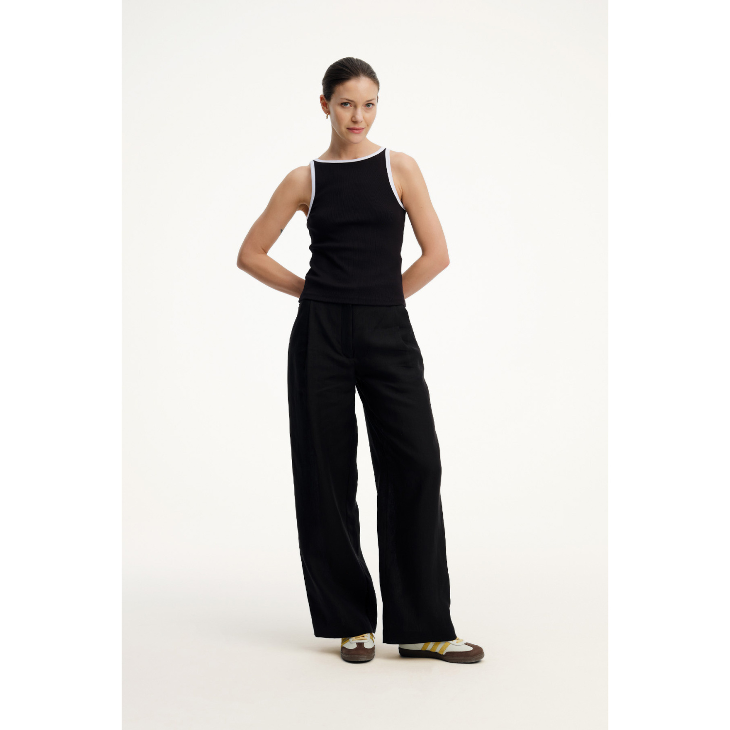 Betty Top Black